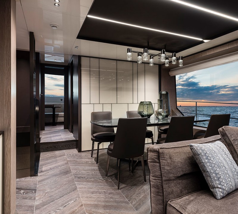 VICTORIA Yacht Charter Details, Cranchi | CHARTERWORLD Luxury Superyachts